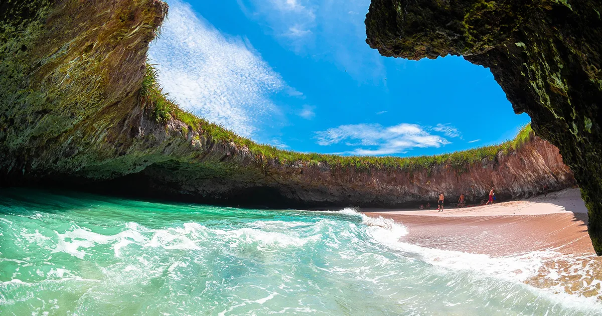 10 Best-Kept Secret Beaches Around the World (That You'll Almost Want ...